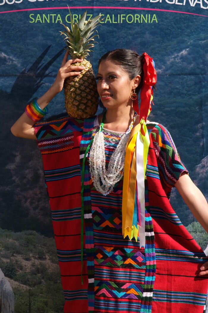 Maestra Spotlight: Jenny Robles - Danzantes Unidos®